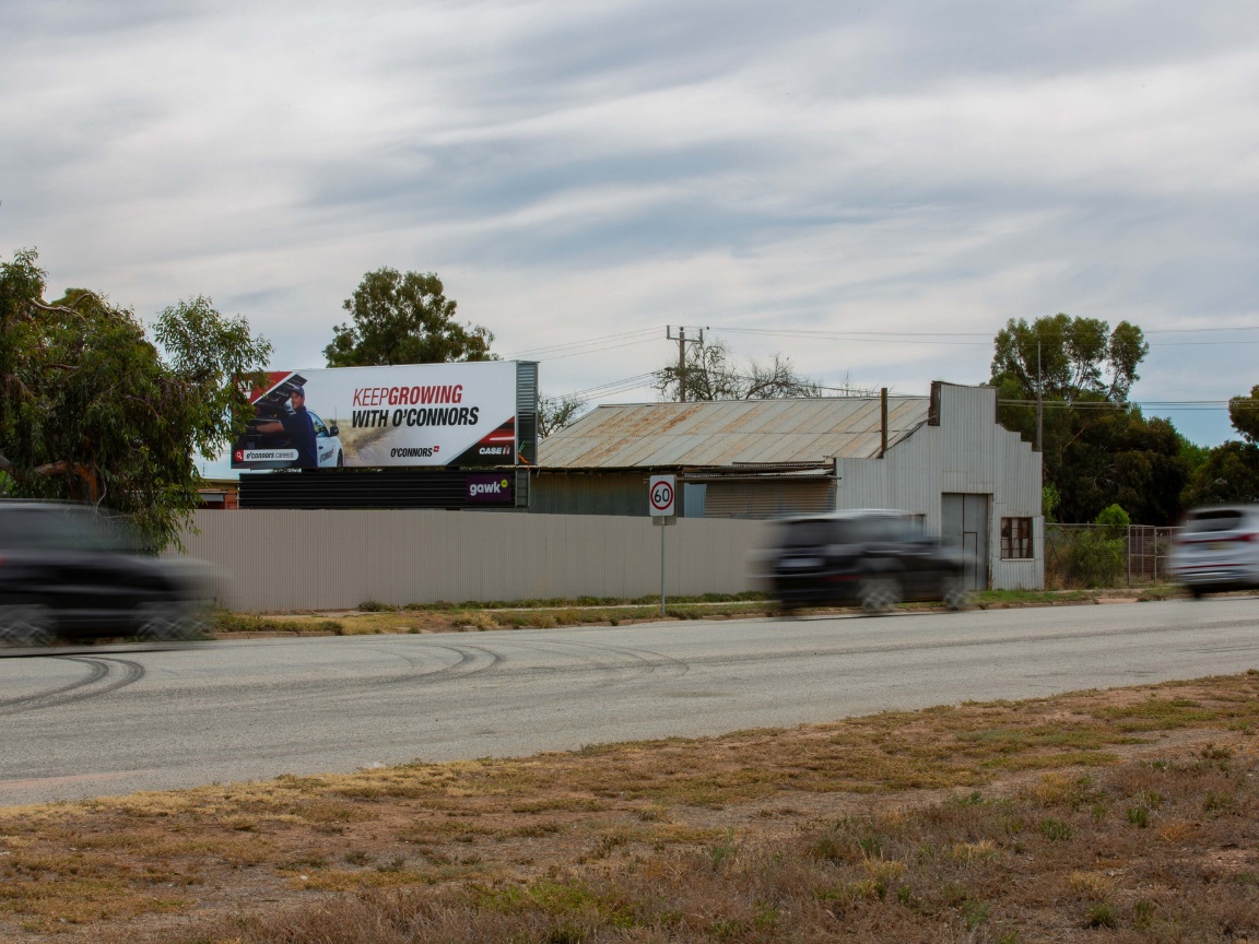 Manangatang Billboards | Outdoor Advertising | Gawk