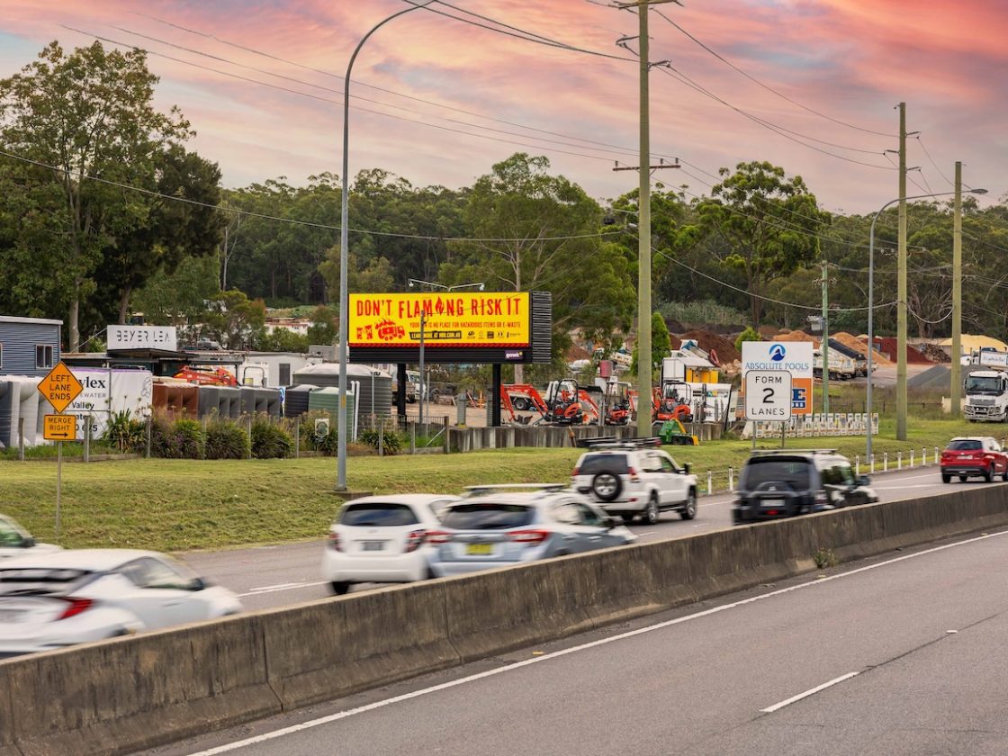 Thornton Digital Billboard | Outdoor Advertising | Gawk